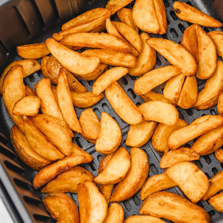 Air Fryer Frozen Potato Wedges - cravingsmallbites.com